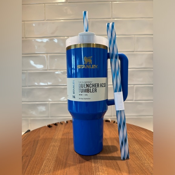 Stanley | Kitchen | Stanley Arctic Twist The Quencher H2 Flowstate ...